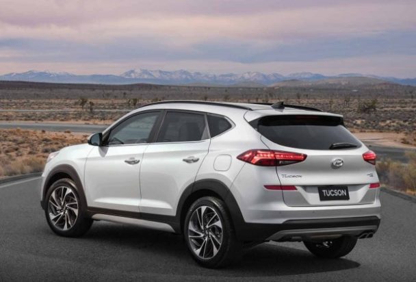 Peter Shalulile Cars - Shalulile Recieves R500k SUV